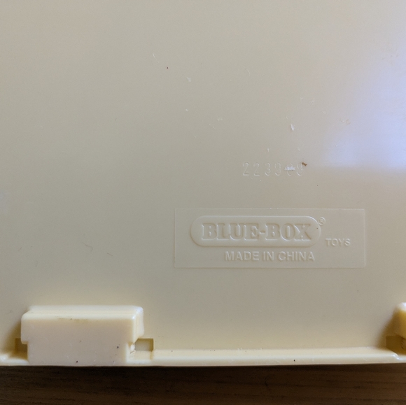 Blue Box | Toys | Vintage Blue Box Toys Tiny Dreams Carry Along ...